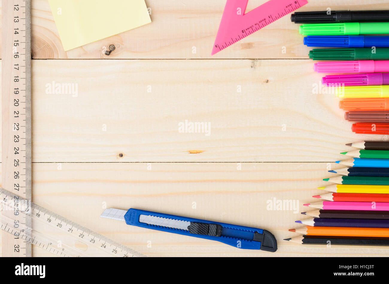 School and office supplies frame Stock Photo - Alamy