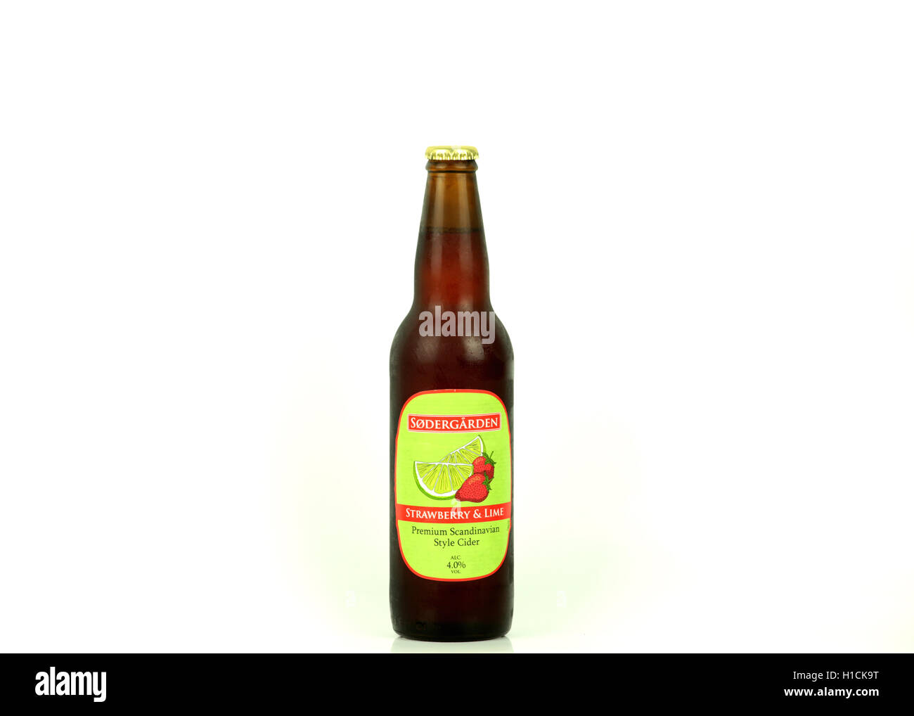 Bottle of Sodergarden cider on a white background Stock Photo - Alamy