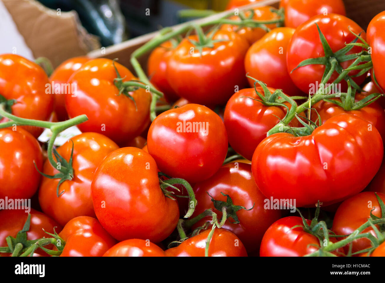 Tomatoes paris hi-res stock photography and images - Alamy