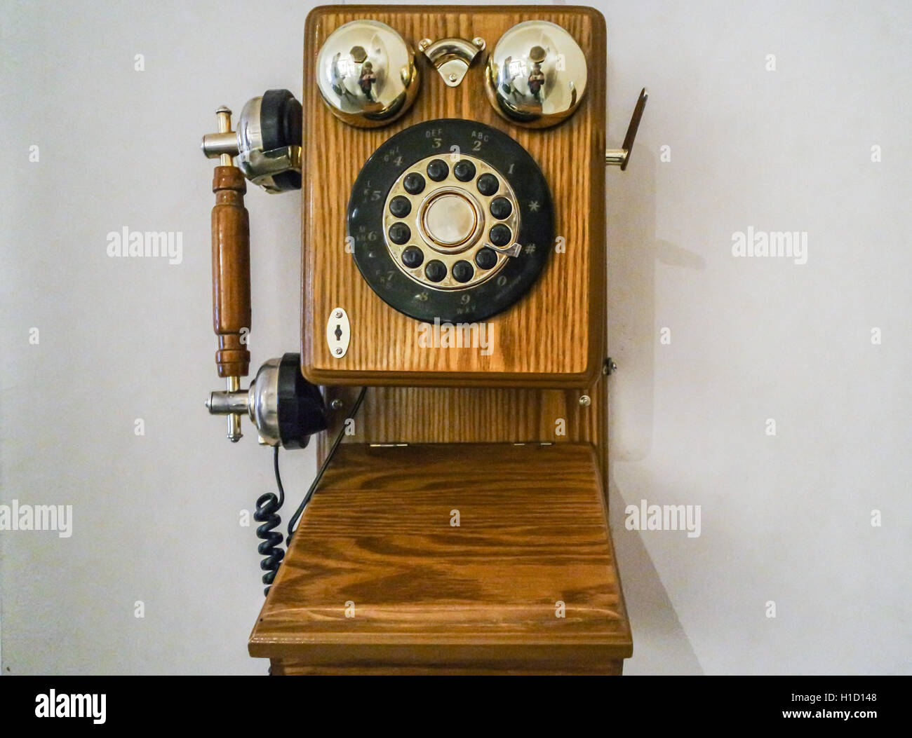 Antique wood telephone hi-res stock photography and images - Alamy