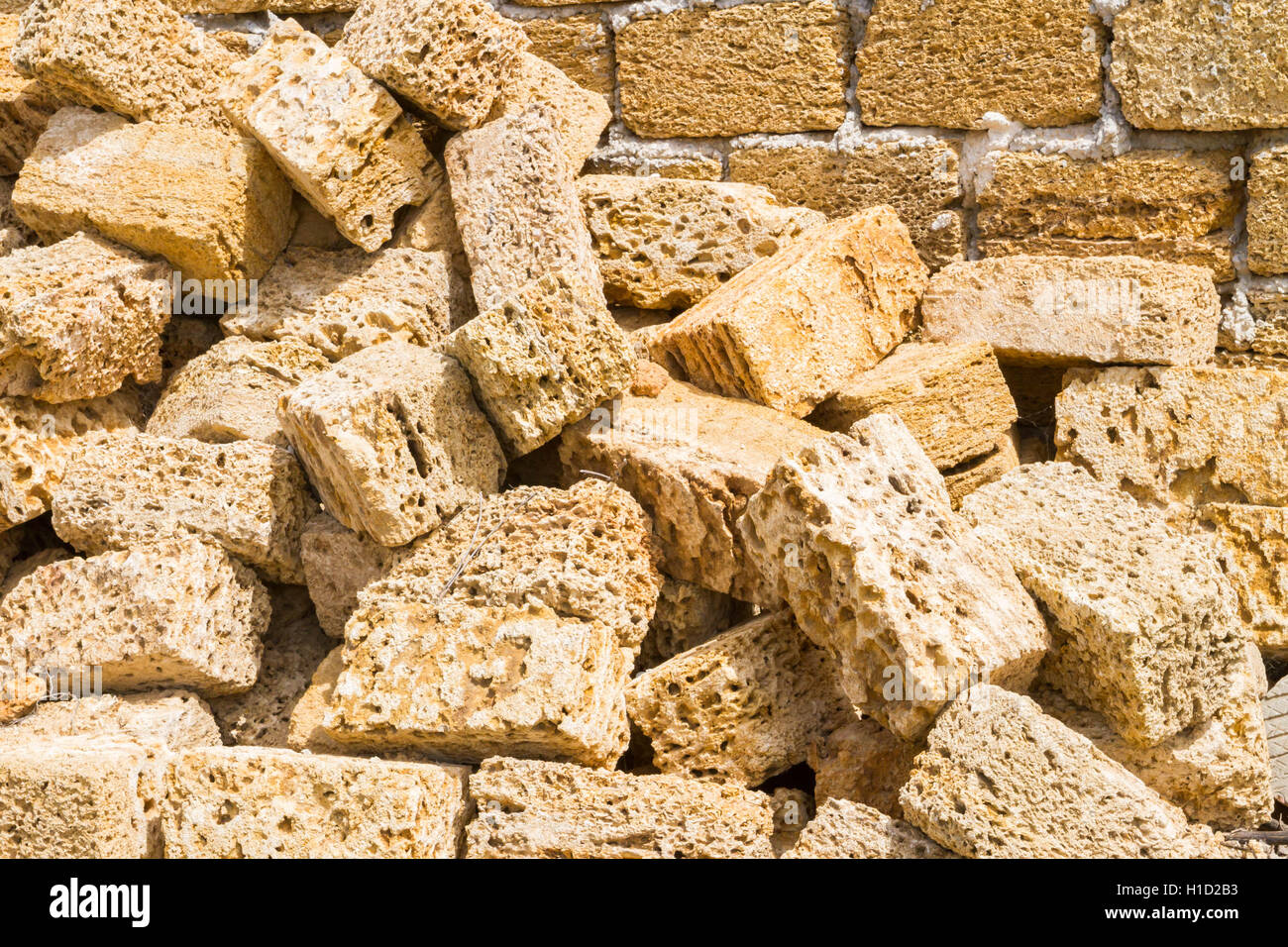 Natural material for the construction of coquina Stock Photo - Alamy