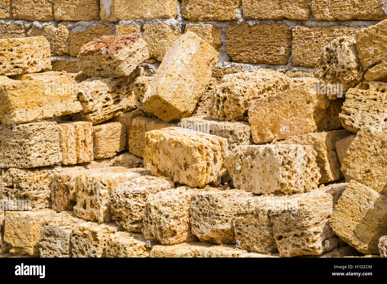 Natural material for the construction of coquina Stock Photo - Alamy