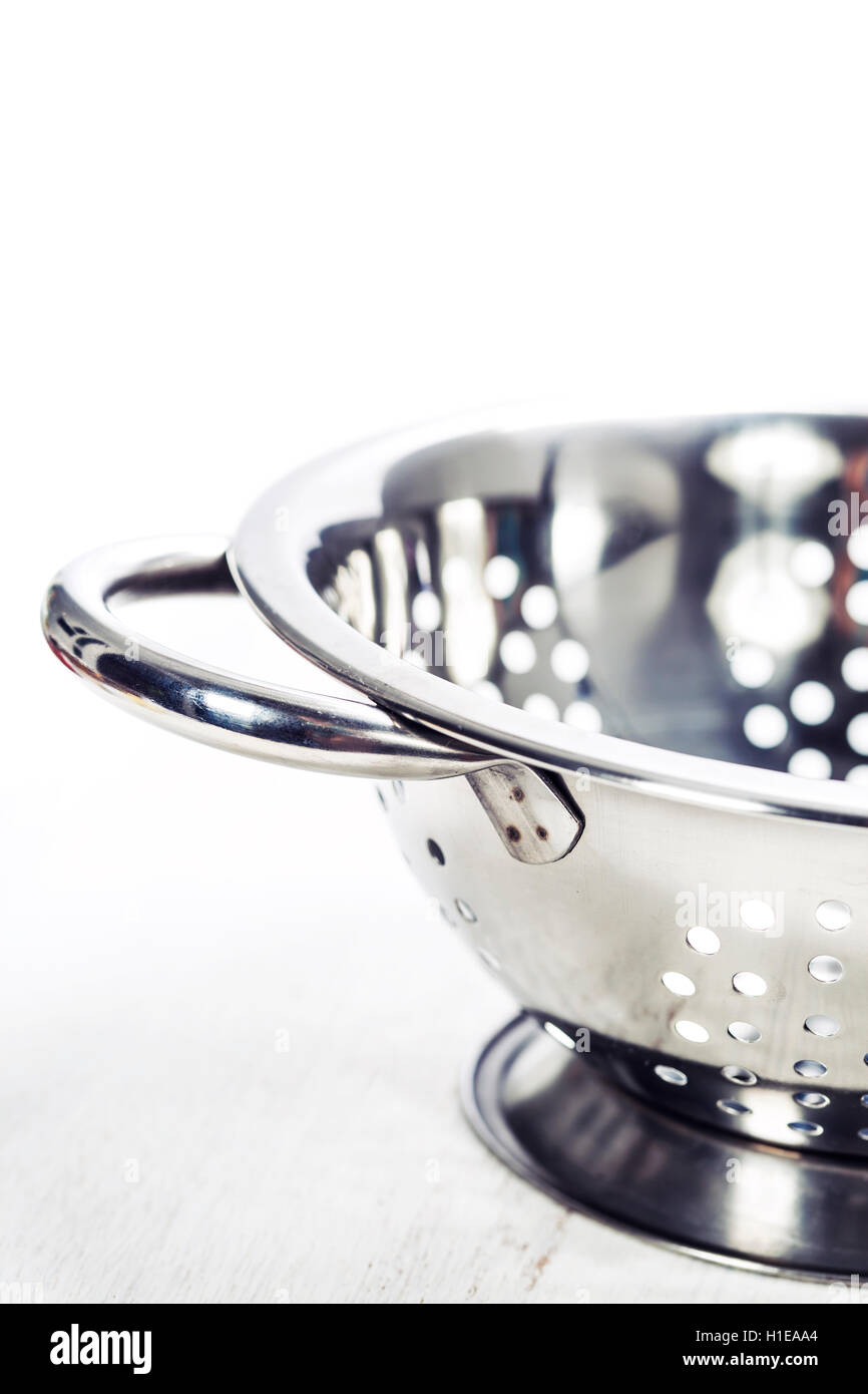 Colander kitchen food drain hi-res stock photography and images - Alamy