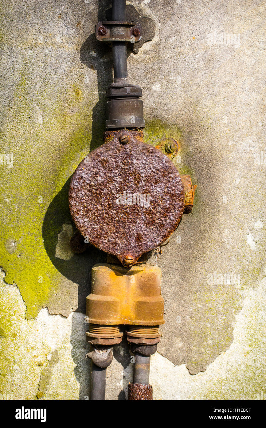 Cable box unplugged hi-res stock photography and images - Alamy