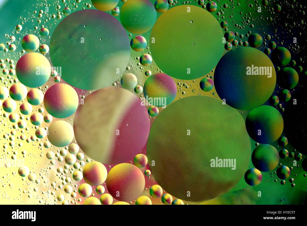 Oil on Water Pattern Stock Photo - Alamy