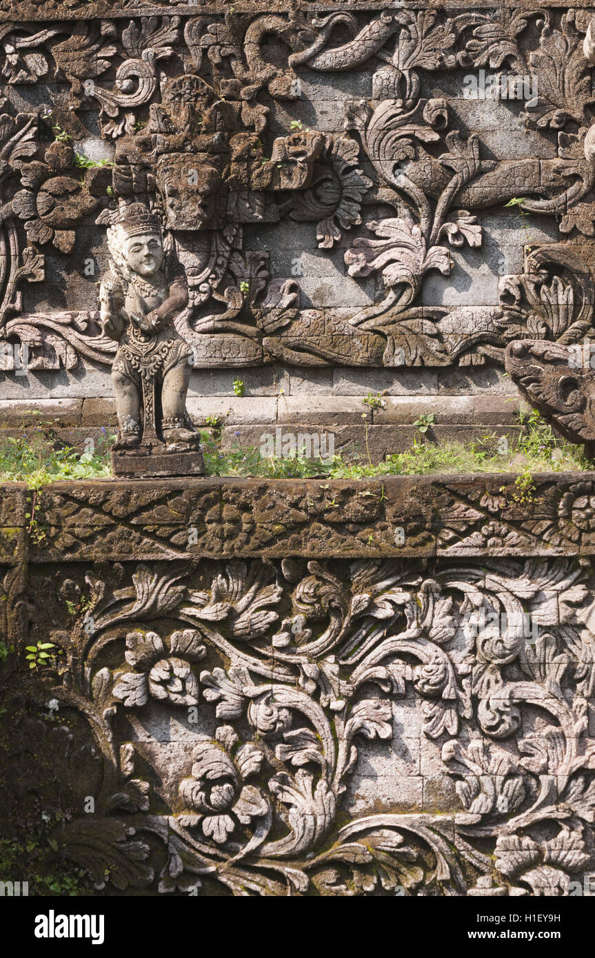 Indonesia, Bali, Sangsit, Pura Beji, low relief carving Stock Photo - Alamy