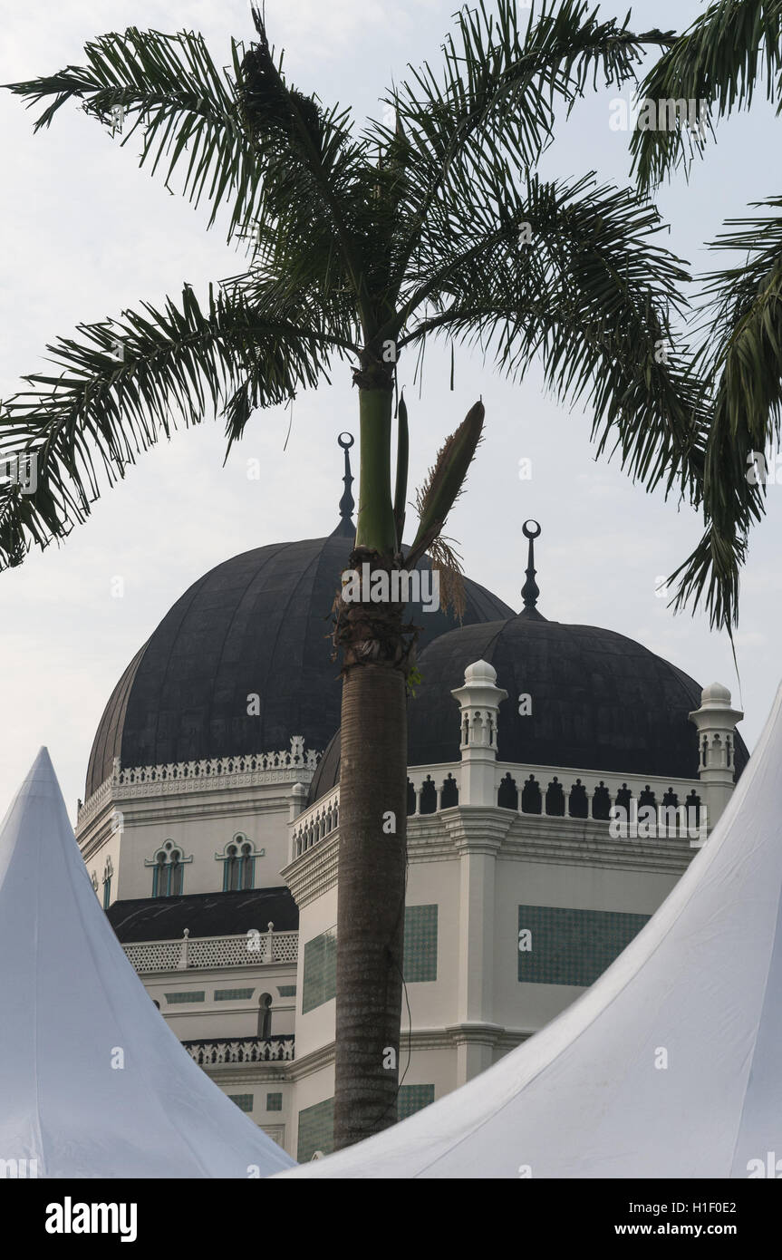 Indonesia, Sumatra, Medan, Masjid Raya mosque Stock Photo - Alamy