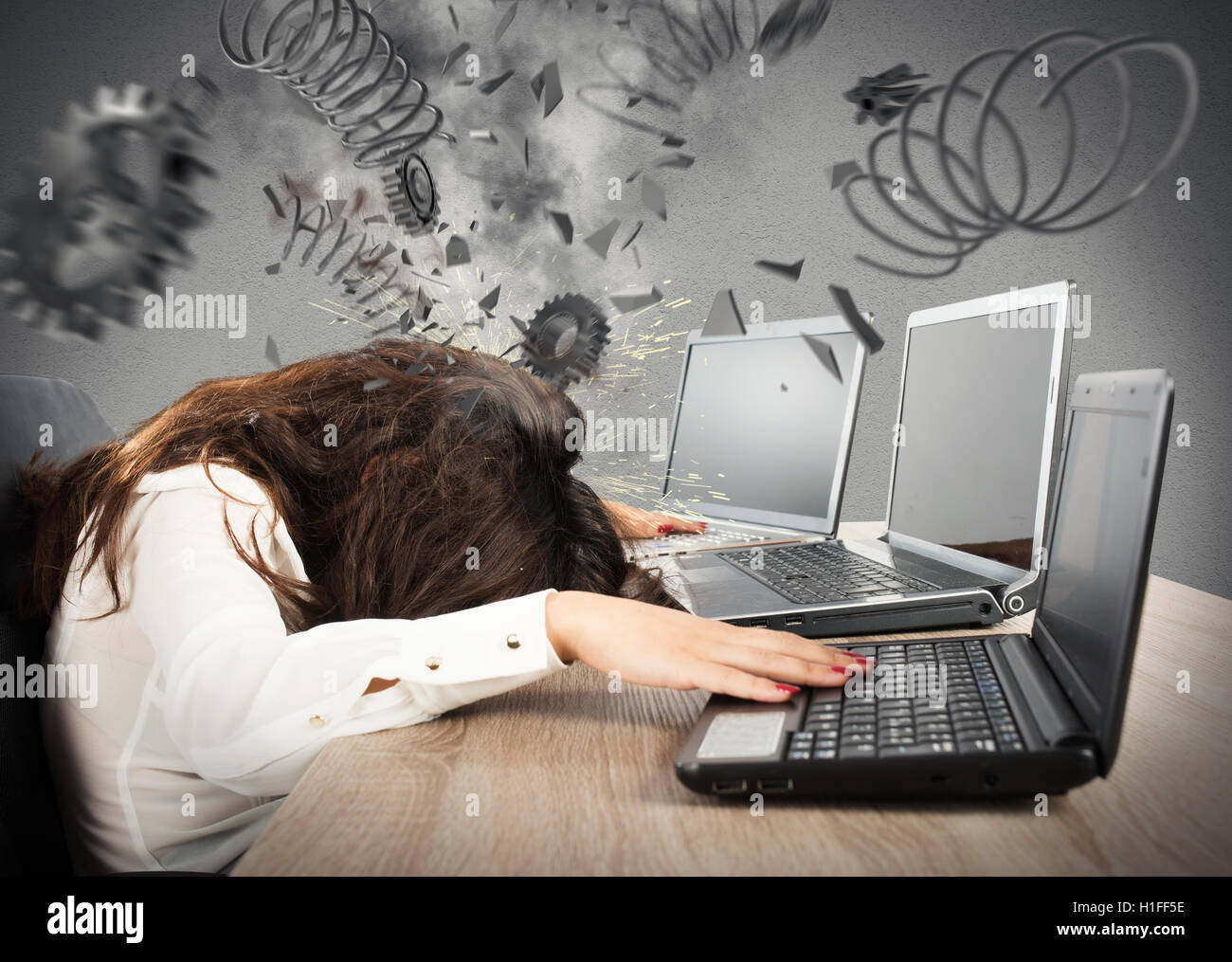 Gear failure hi-res stock photography and images - Alamy