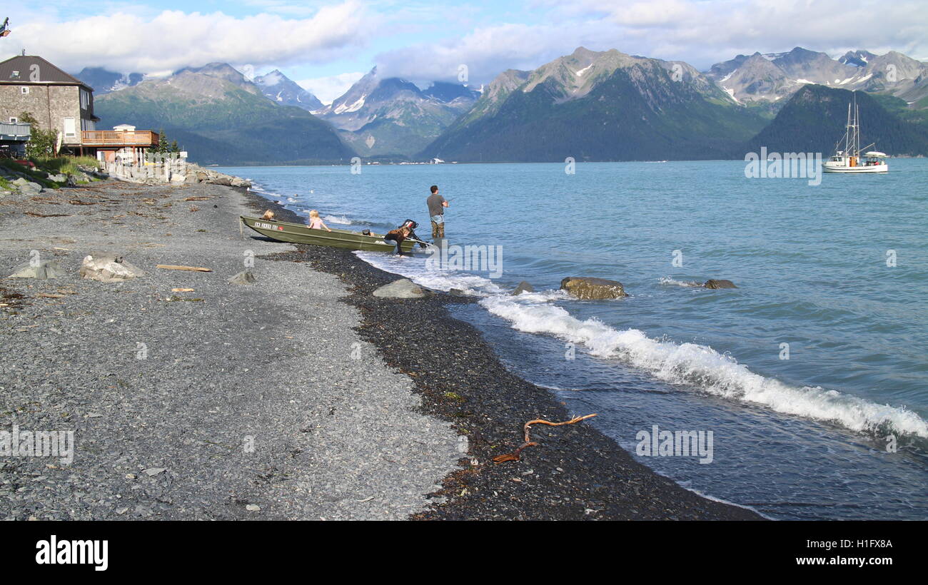 Secluded shoreline hi-res stock photography and images - Alamy