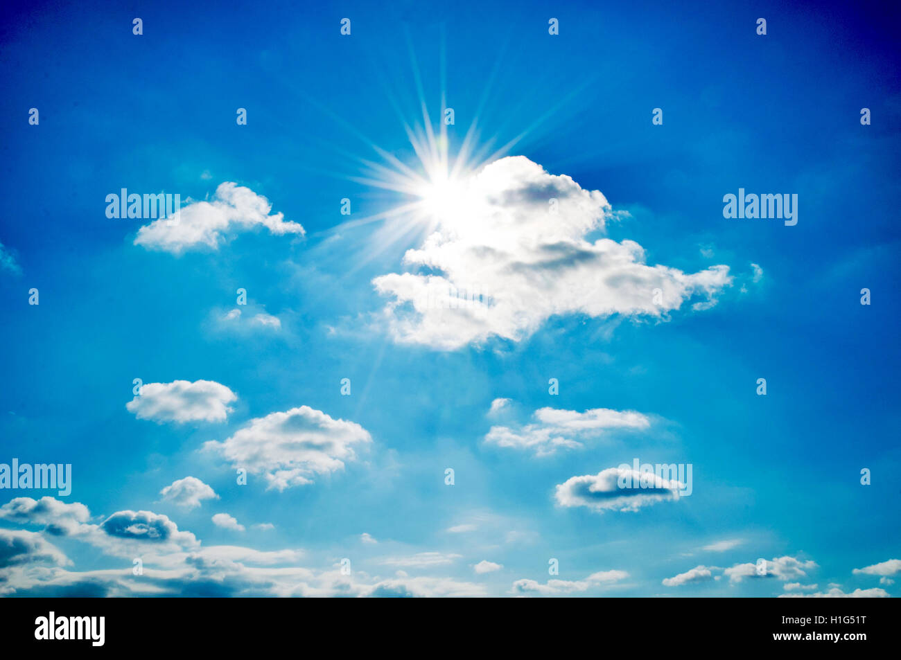 Dramatic sun and sky Stock Photo - Alamy