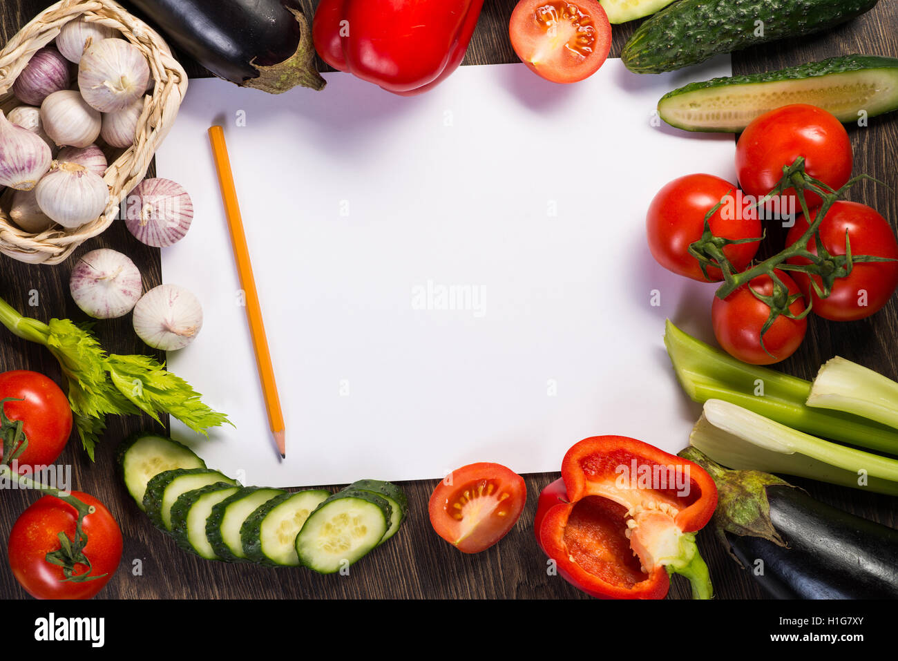 Vegetables tiled around a sheet of paper Stock Photo - Alamy