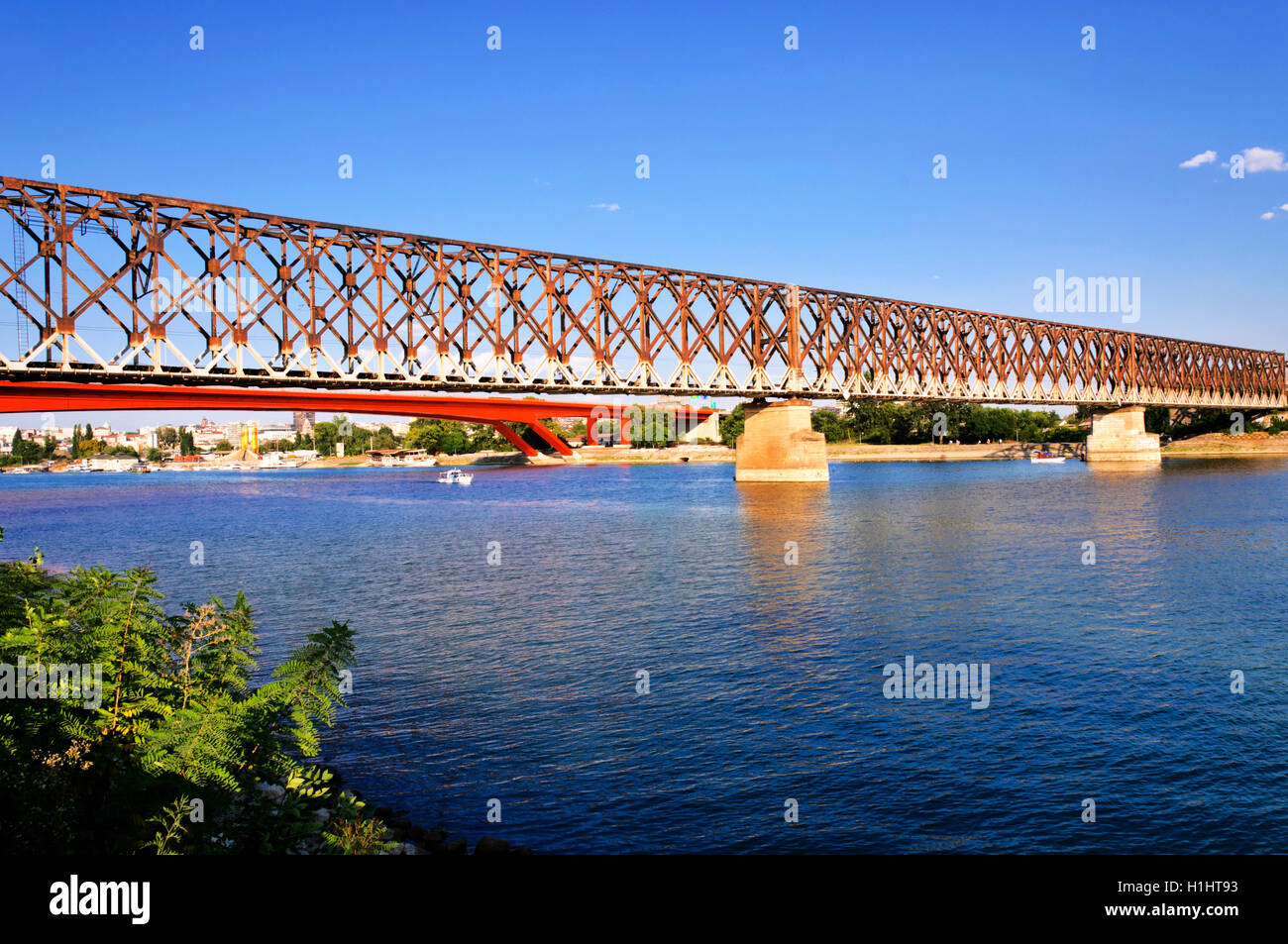 Old rail bridge hi-res stock photography and images - Alamy