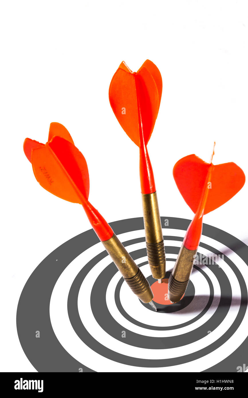 Darts in dart board hi-res stock photography and images - Alamy