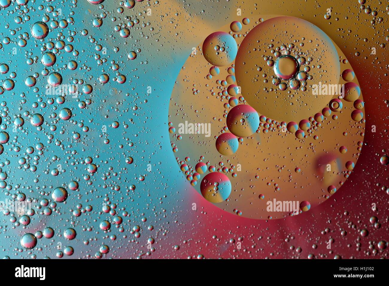 Oil on Water Pattern Stock Photo - Alamy