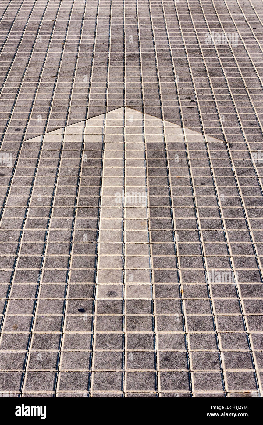 Forward arrow hi-res stock photography and images - Alamy