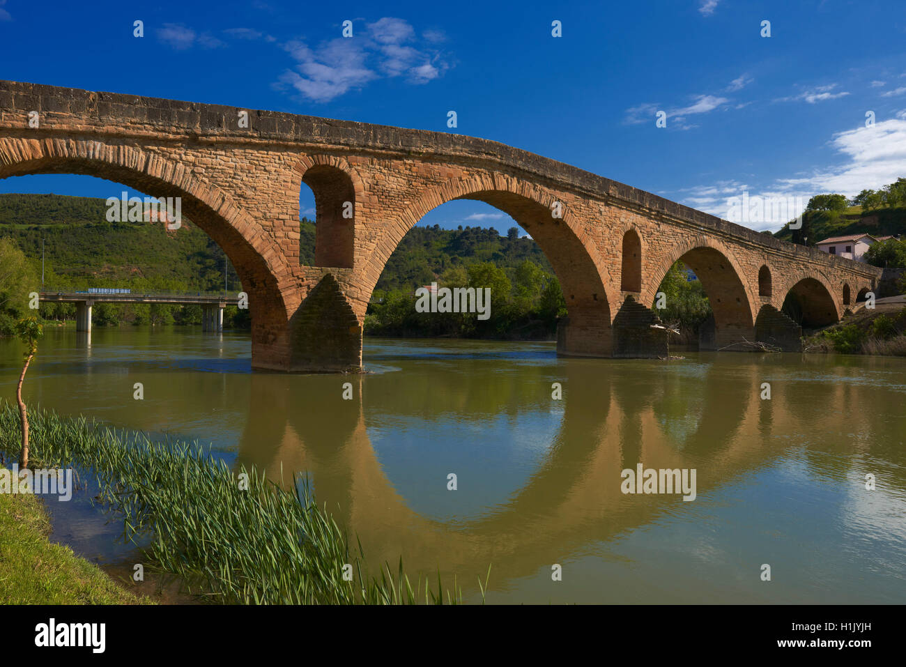 Road to Santiago, Puente la Reina, Gares, Medieval bridge, Arga River ...