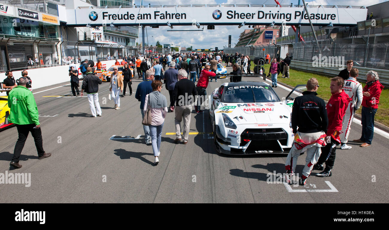 Grid Lane of car race at Nurburgring, start position, Nissan NISMO GT-R ...