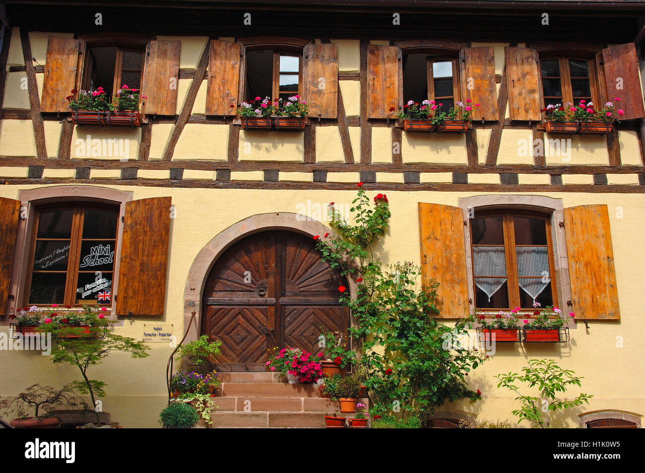 Eguisheim, Alsace Wine Route, Haut-Rhin, Alsace, France, Europe Stock ...