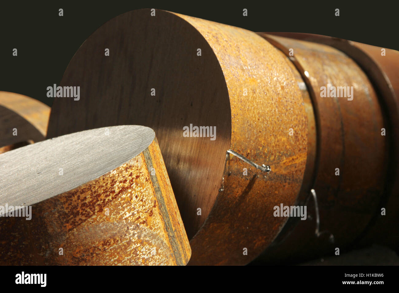 Solid aluminum cylinder Stock Photo - Alamy
