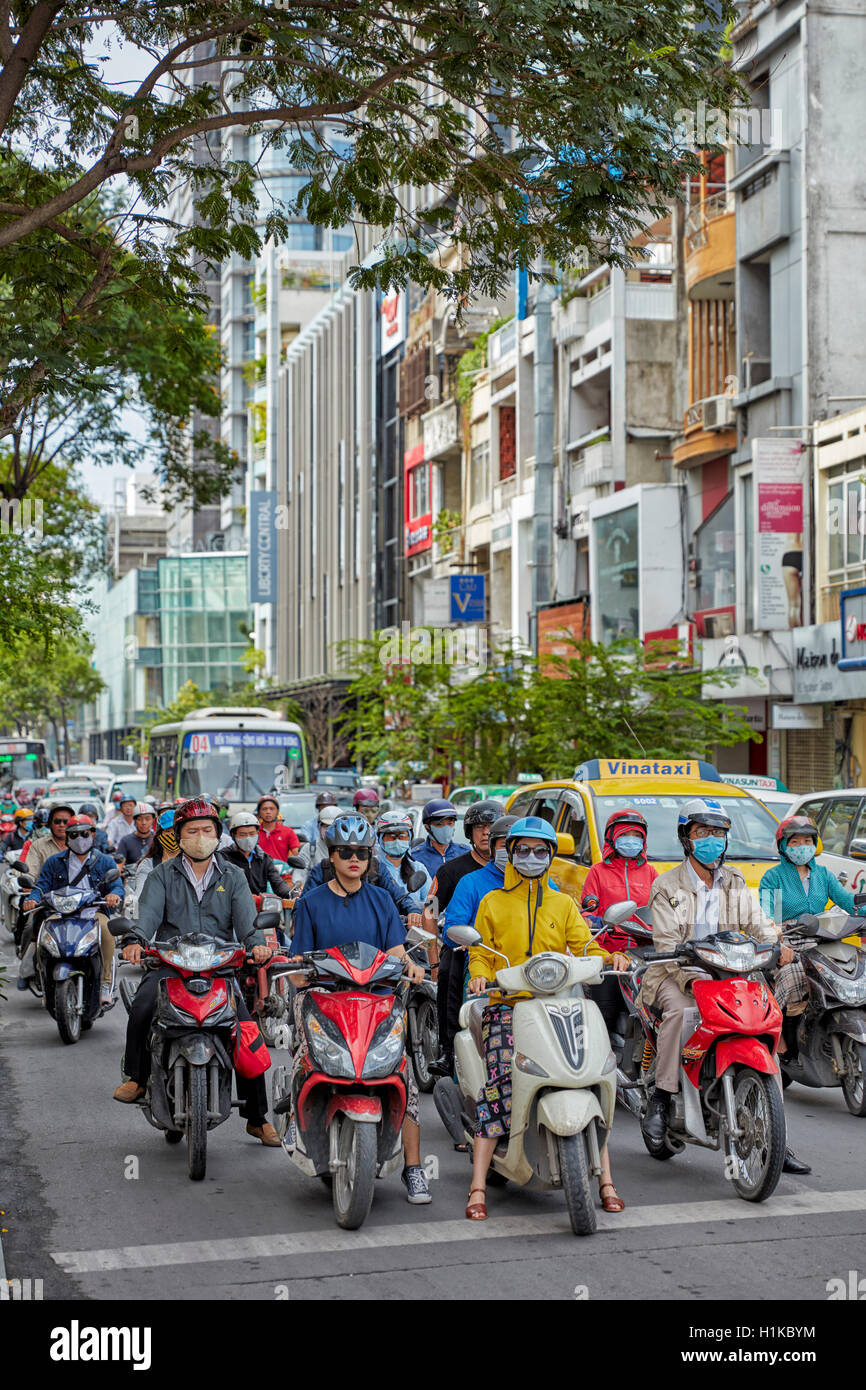 Commuters bikes city hi-res stock photography and images - Alamy