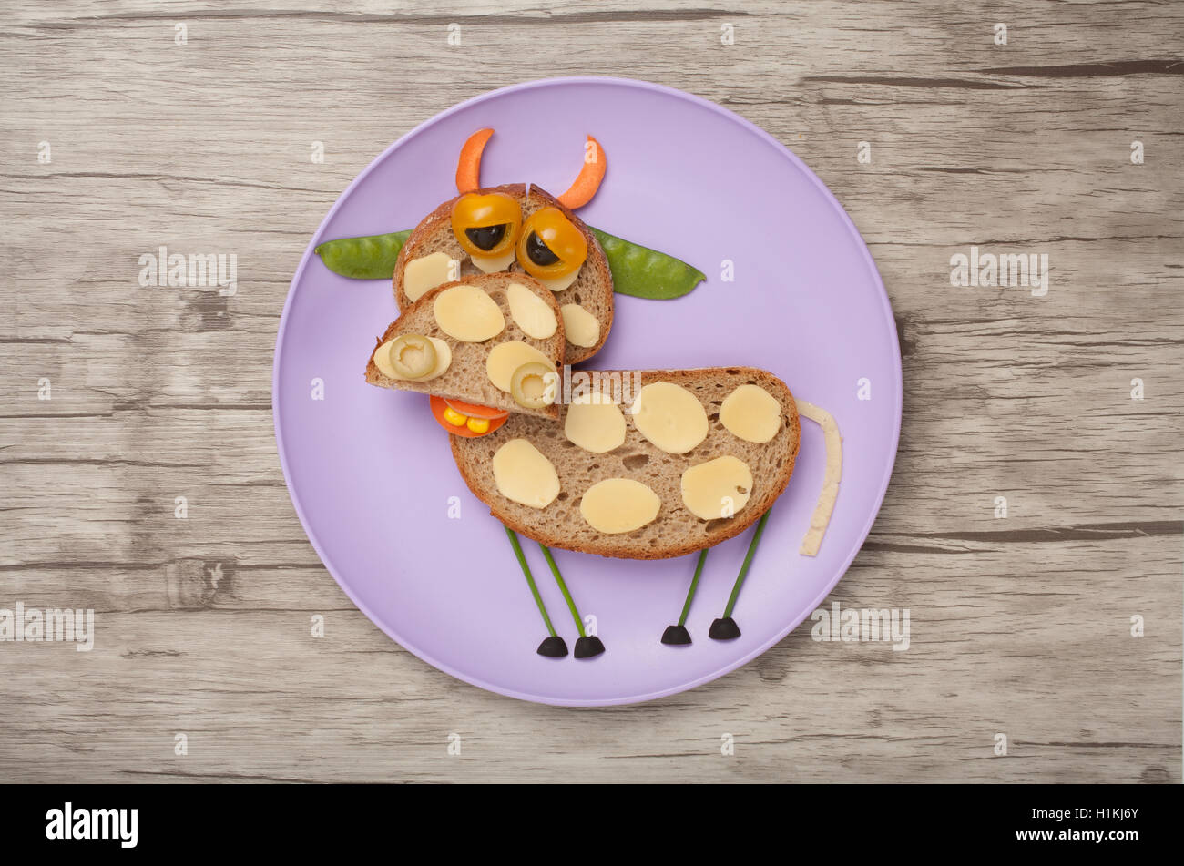 Cow pea farm hi-res stock photography and images - Alamy