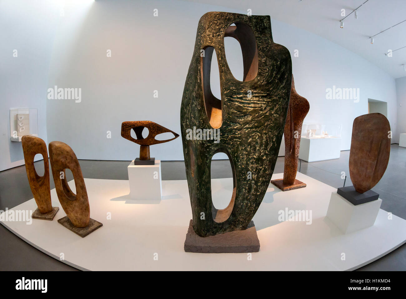 Art Gallery interior with Barbara Hepworth Sculptures Stock Photo - Alamy