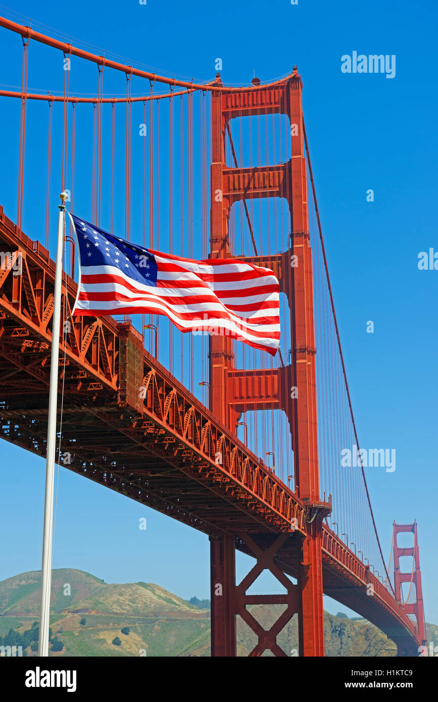 American flag golden gate bridge hi-res stock photography and images ...