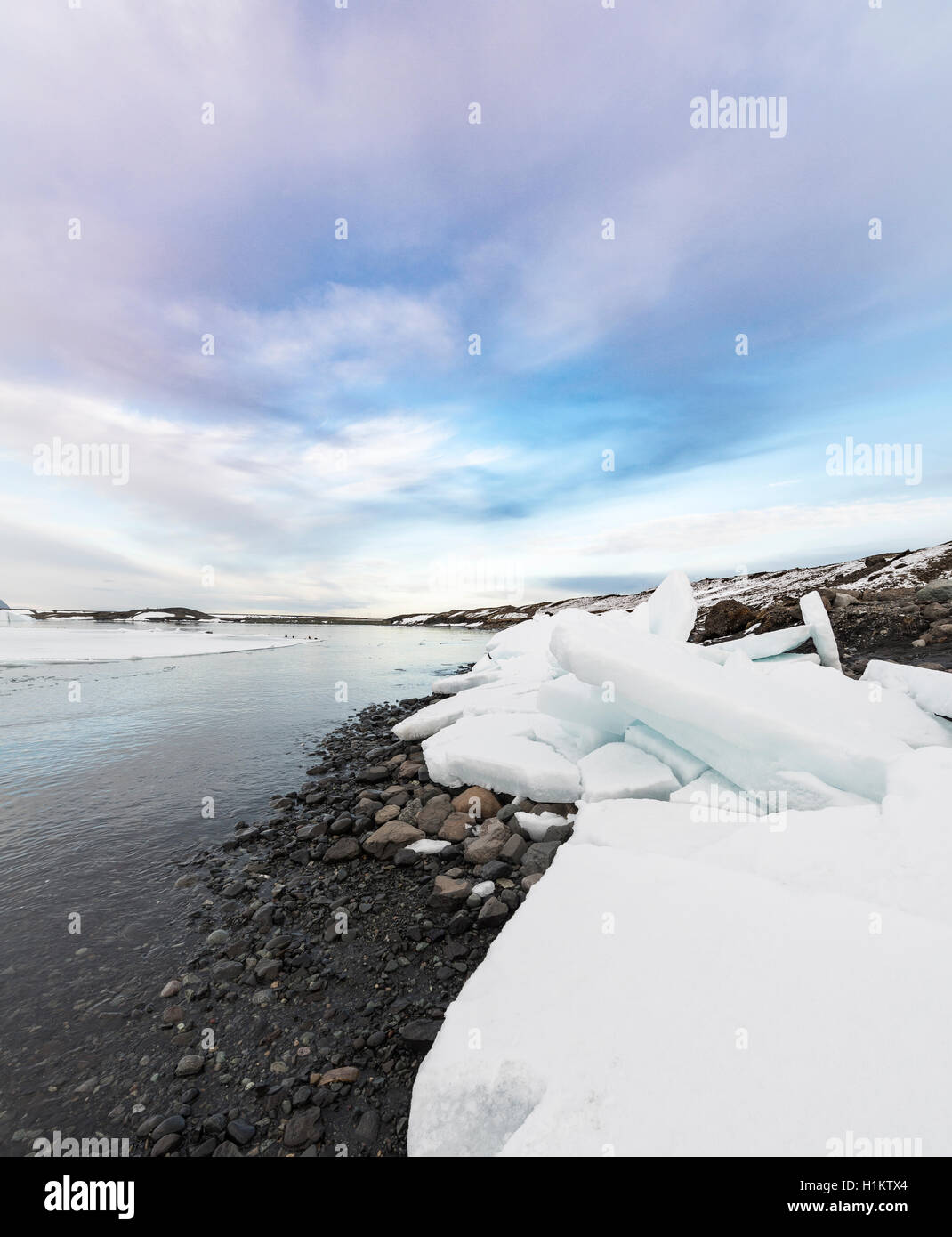 Dramatic ice floes hi-res stock photography and images - Alamy