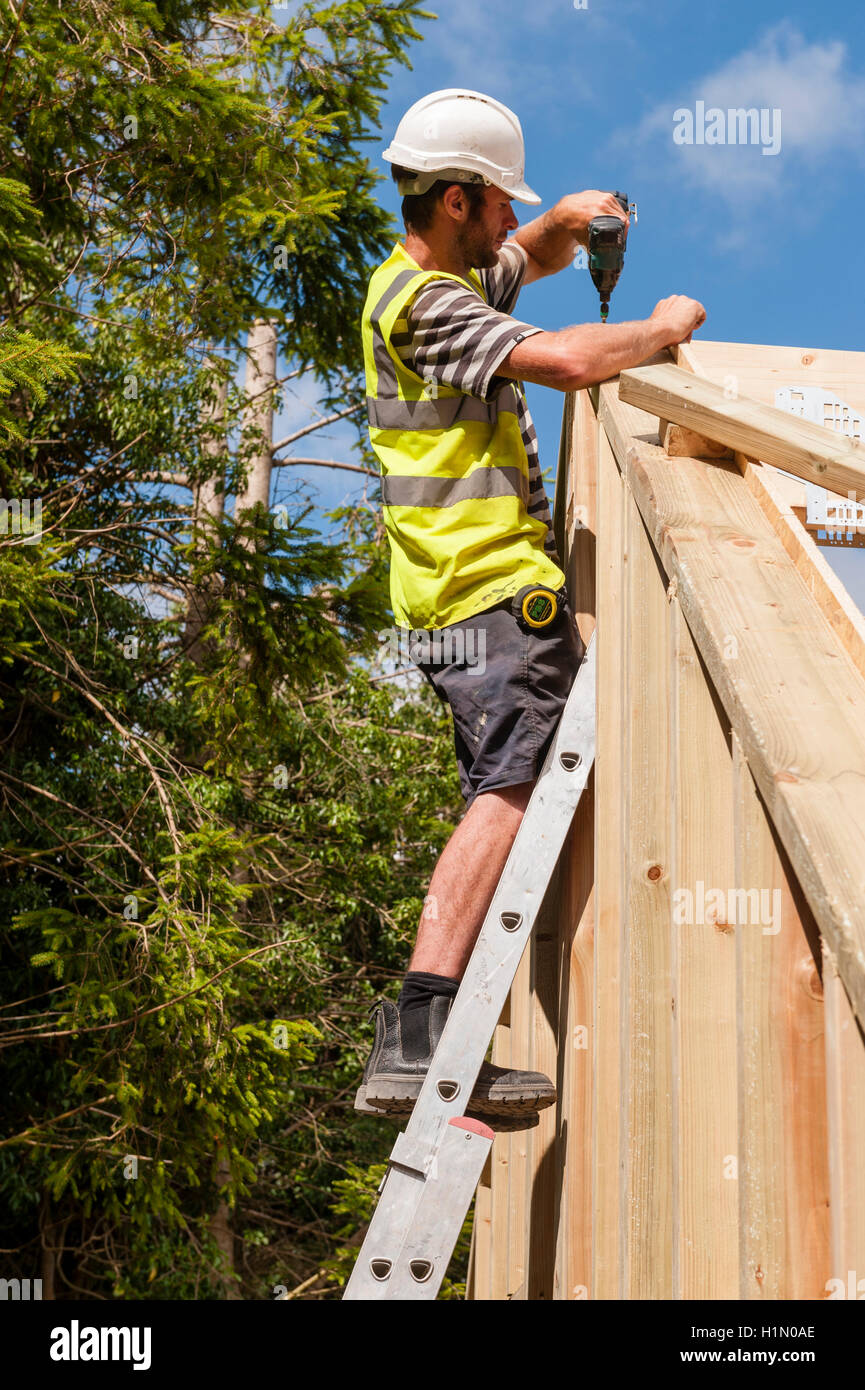 Building construction working man builder hi-res stock photography and ...