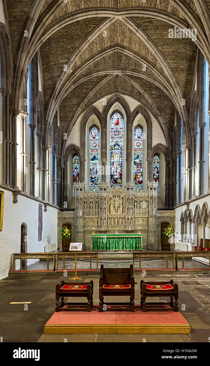 Brecon cathedral hi-res stock photography and images - Alamy