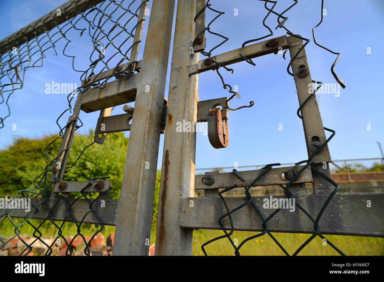 Padlocked gates hi-res stock photography and images - Alamy