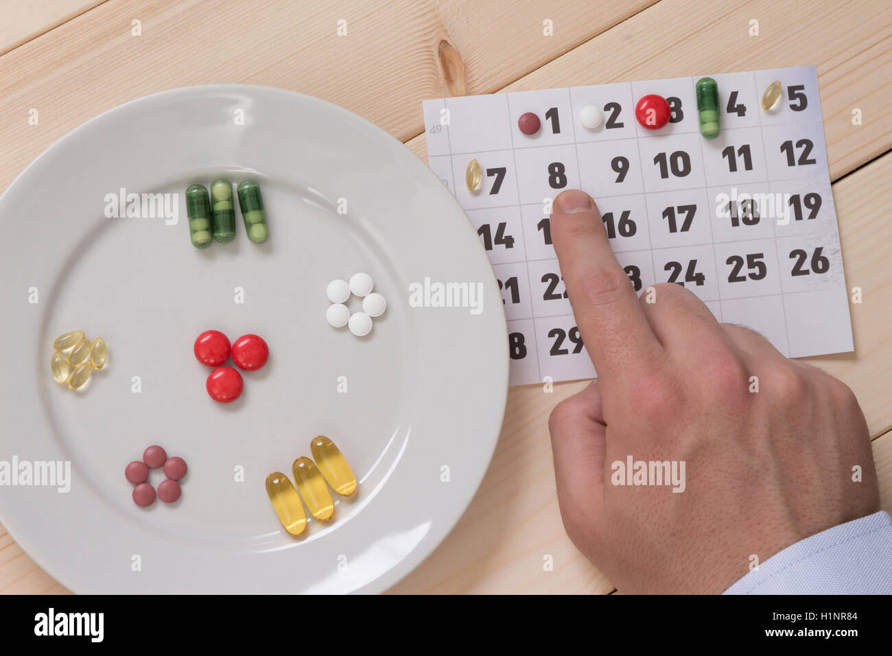 Medication calendar hi-res stock photography and images - Alamy