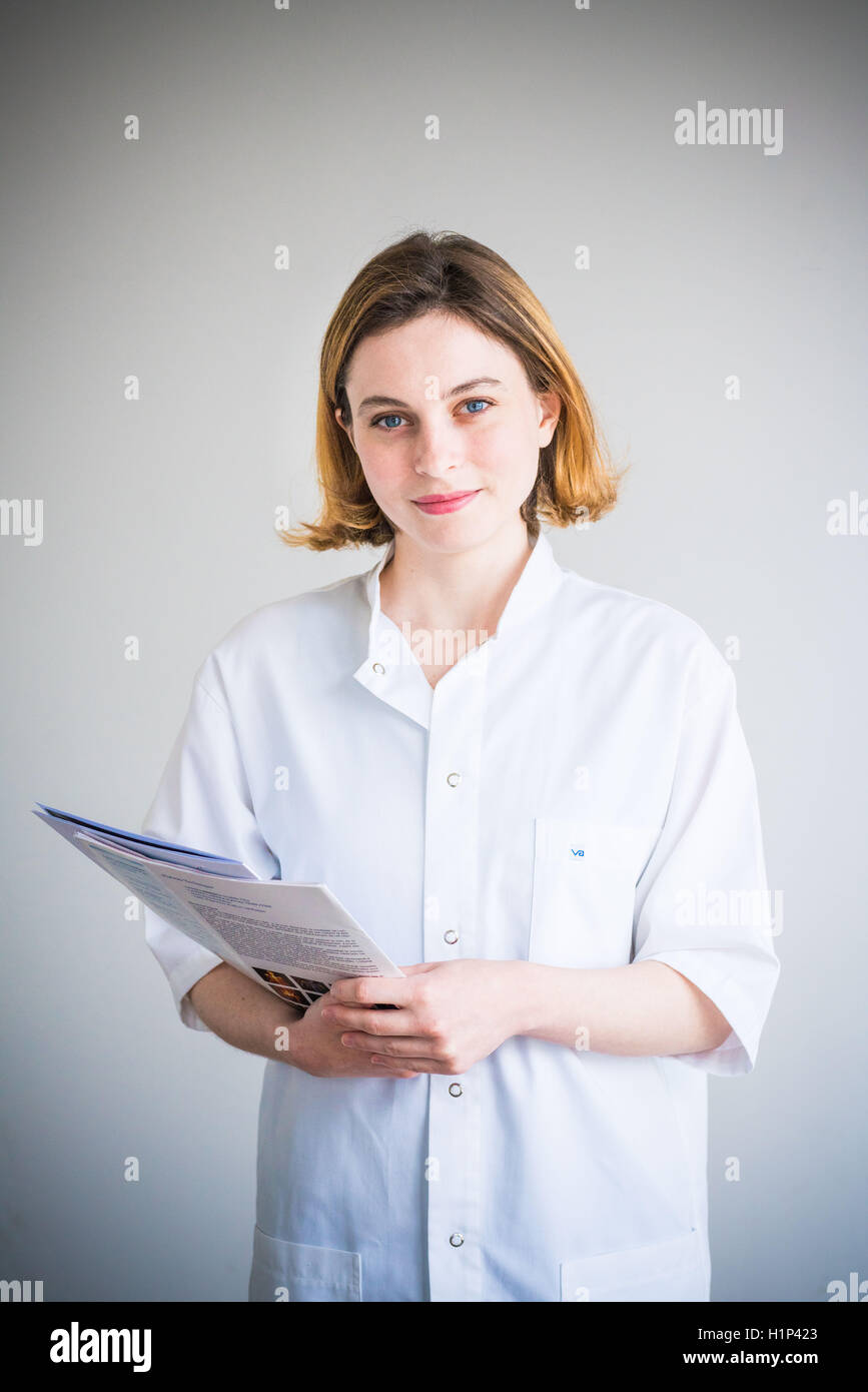 Portrait of a health professional Stock Photo - Alamy