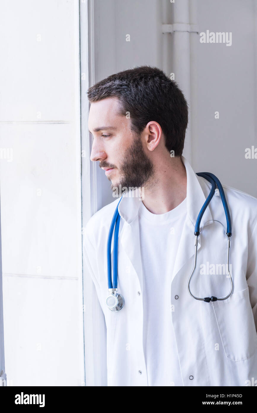 Portrait of a young doctor Stock Photo - Alamy