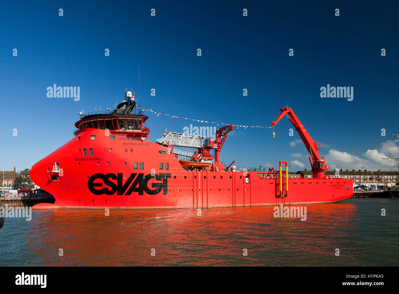 Offshore energy industry hi-res stock photography and images - Alamy