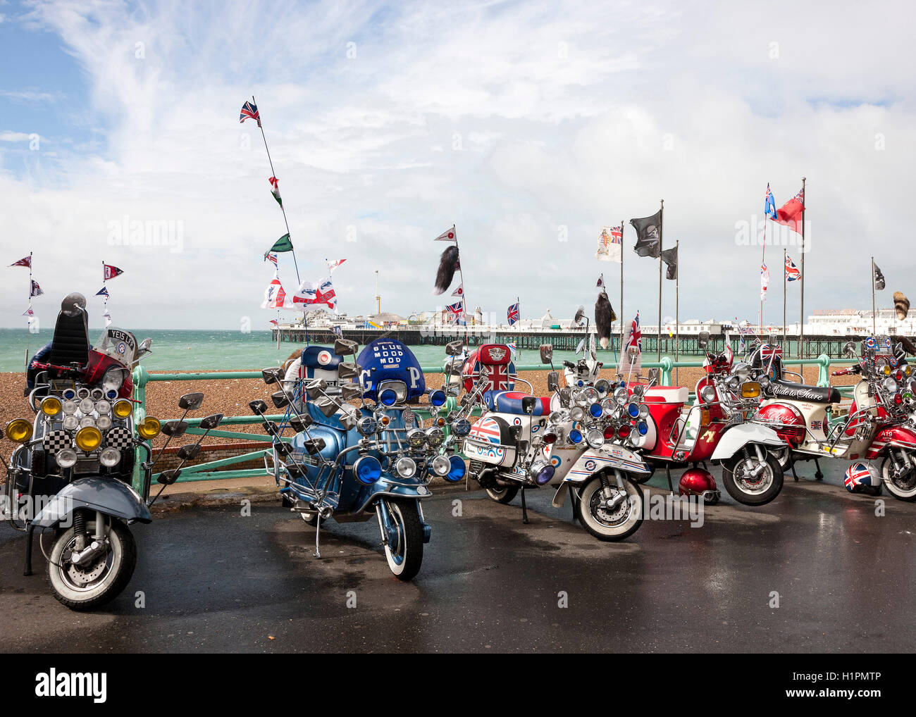 Mod motor scooters on display Brighton seafront Stock Photo - Alamy