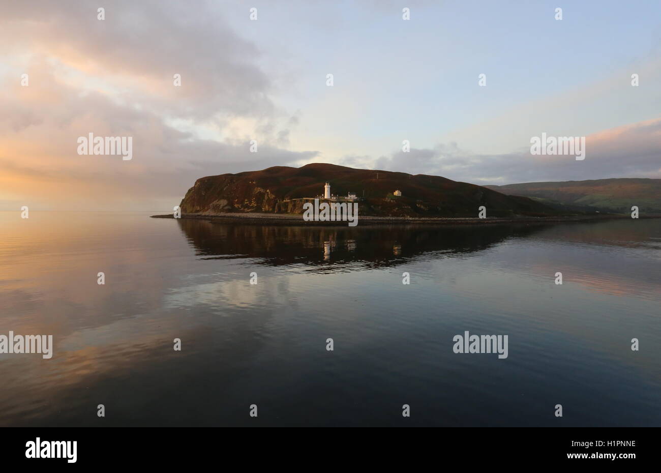 Davaar island lighthouse scotland hi-res stock photography and images ...