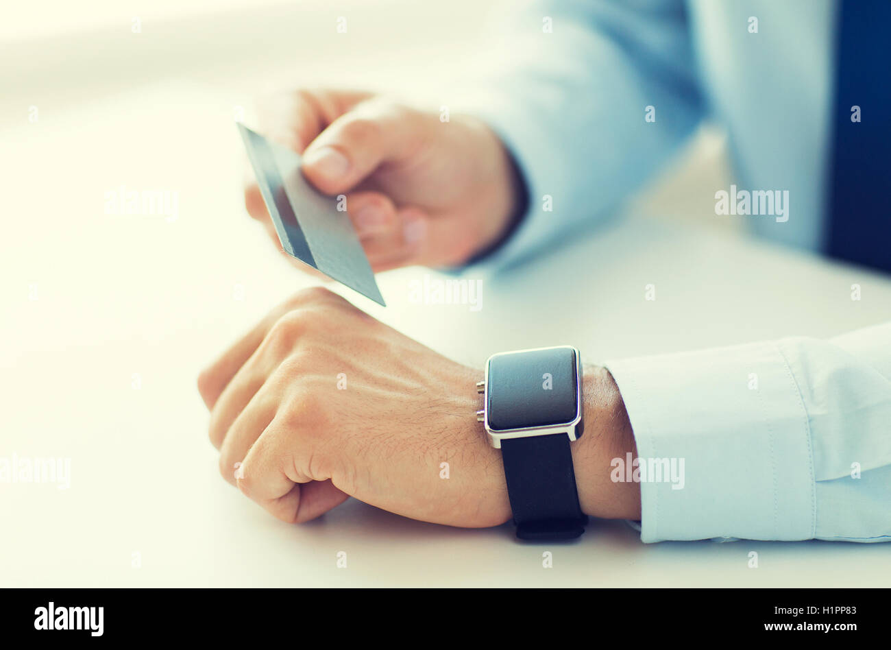 Hand credit card watch hi-res stock photography and images - Alamy