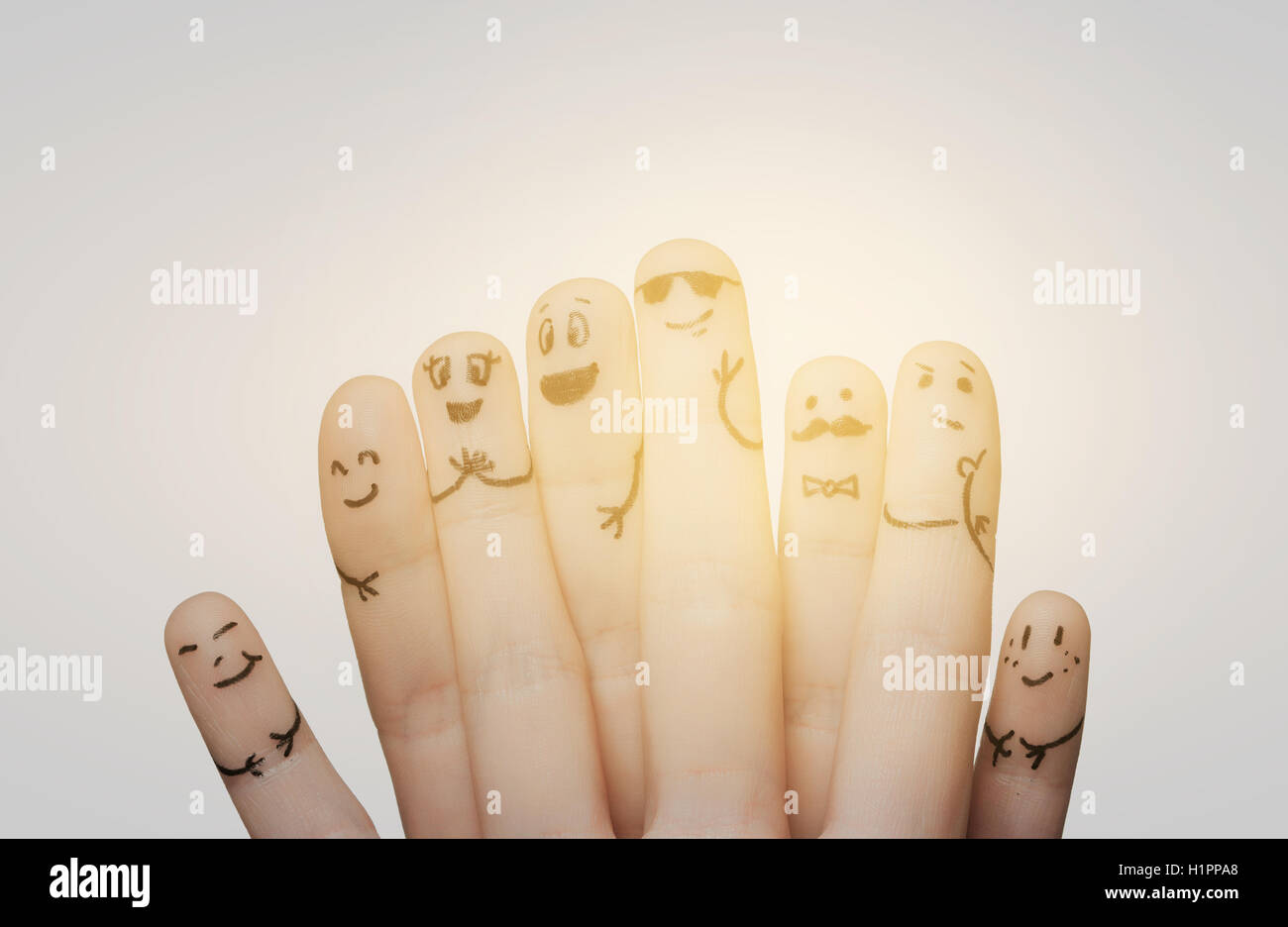 Smiley hands hi-res stock photography and images - Alamy