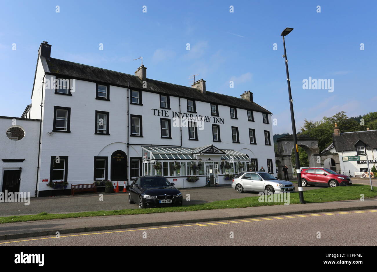 The inveraray inn hi-res stock photography and images - Alamy