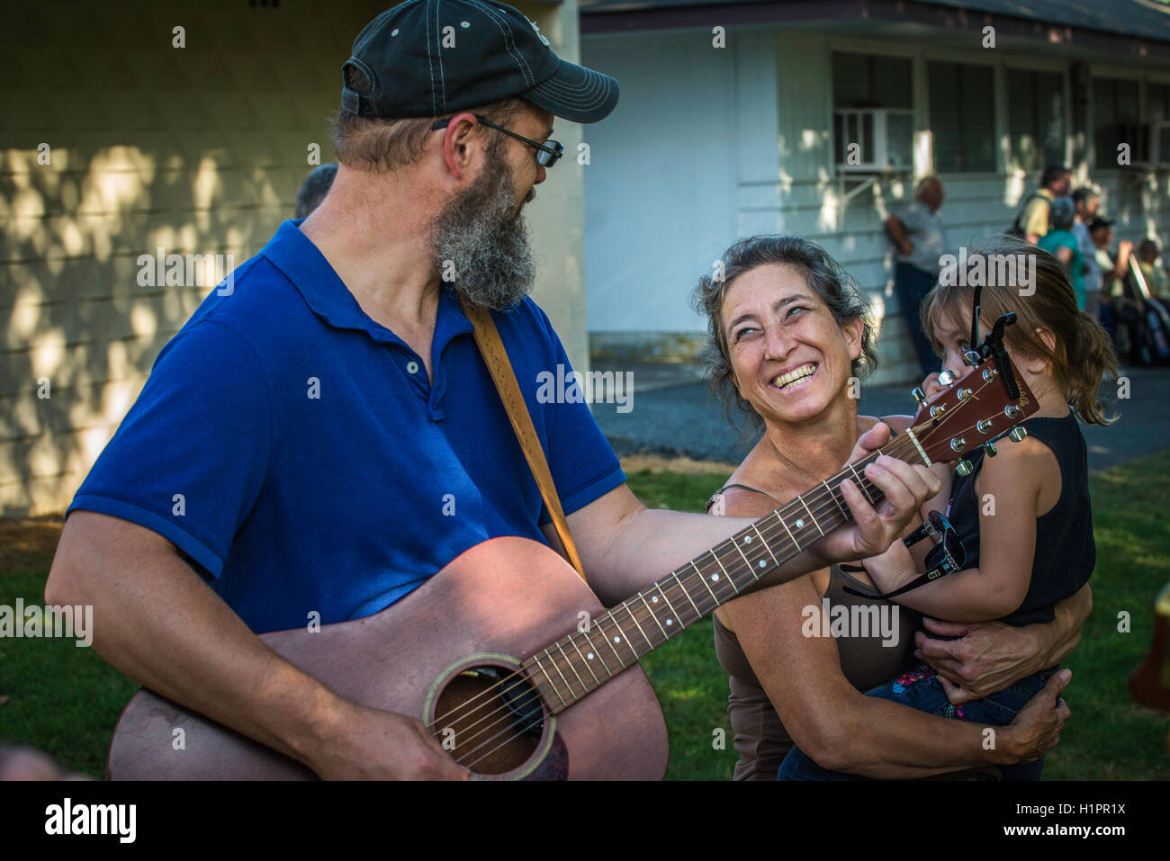 Bluegrass music festival musicians Stock Photo - Alamy