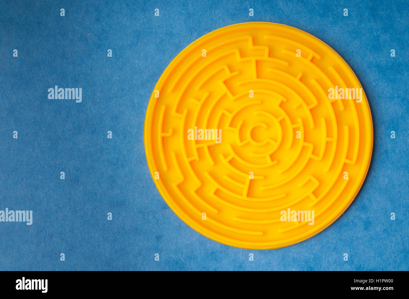 Maze game hi-res stock photography and images - Alamy