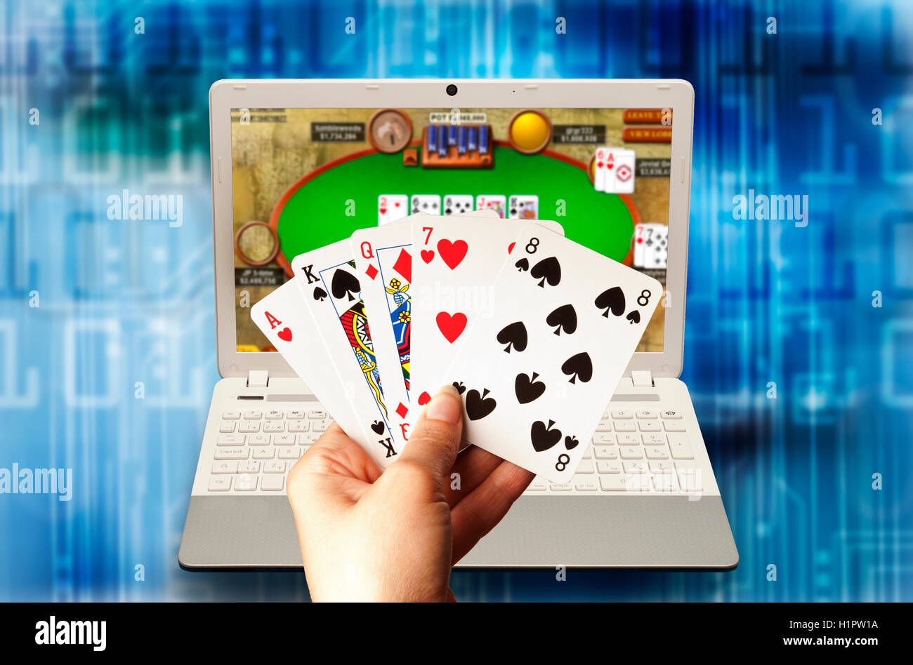 Playing internet hi-res stock photography and images - Alamy