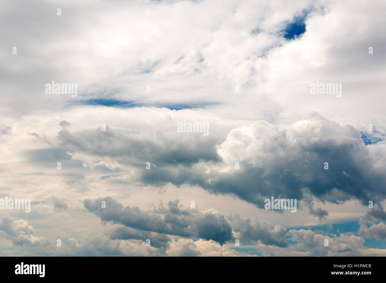 a lot of thick clouds across the sky Stock Photo - Alamy