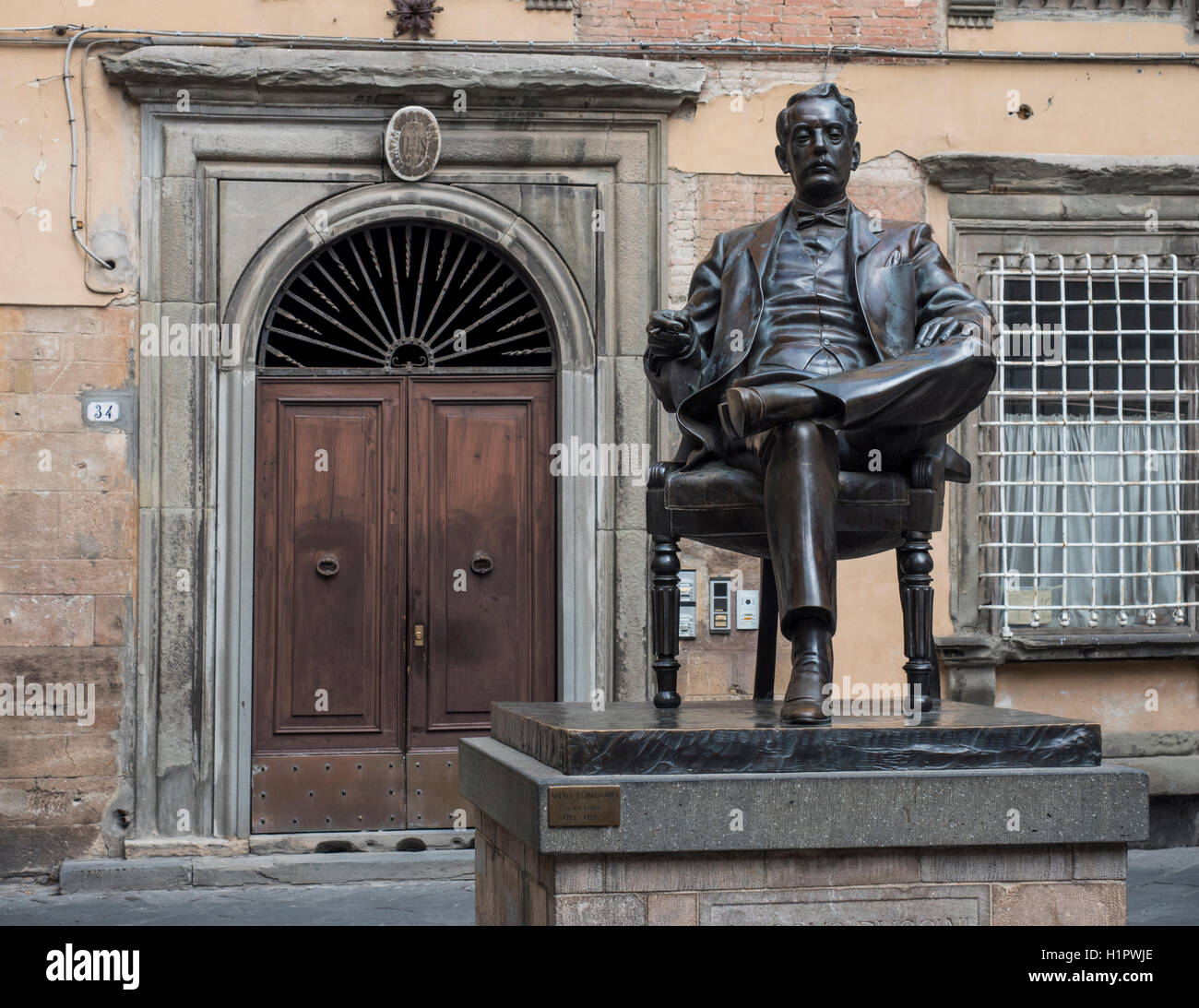 Bronze statue of composer Giacomo Puccini in his birthplace, Lucca ...