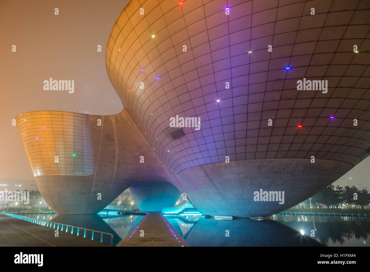 The Tri-Bowl building in Songdo Central Park at the financial district ...