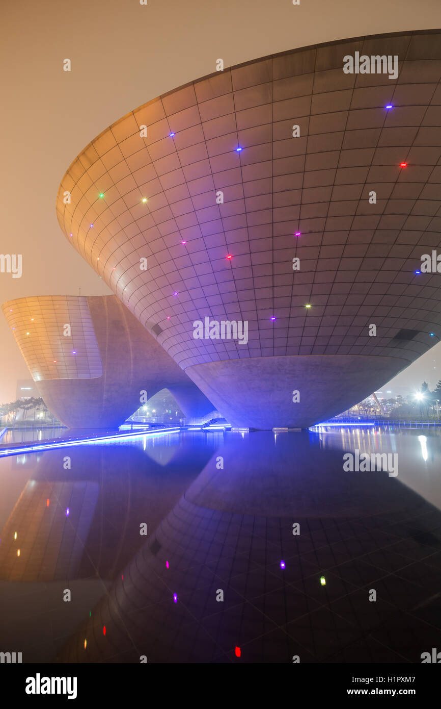 The Tri-Bowl building in Songdo Central Park at the financial district ...