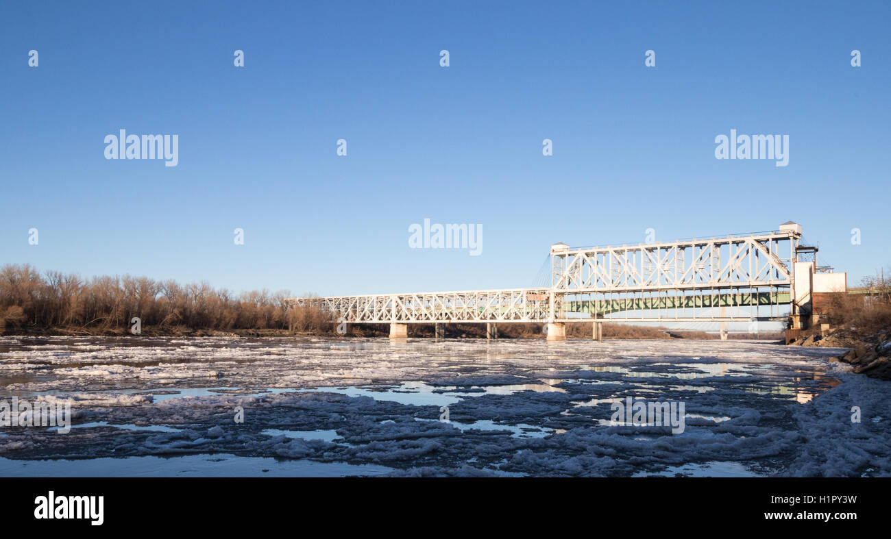 ASB Bridge over a frozen Missouri River Stock Photo - Alamy