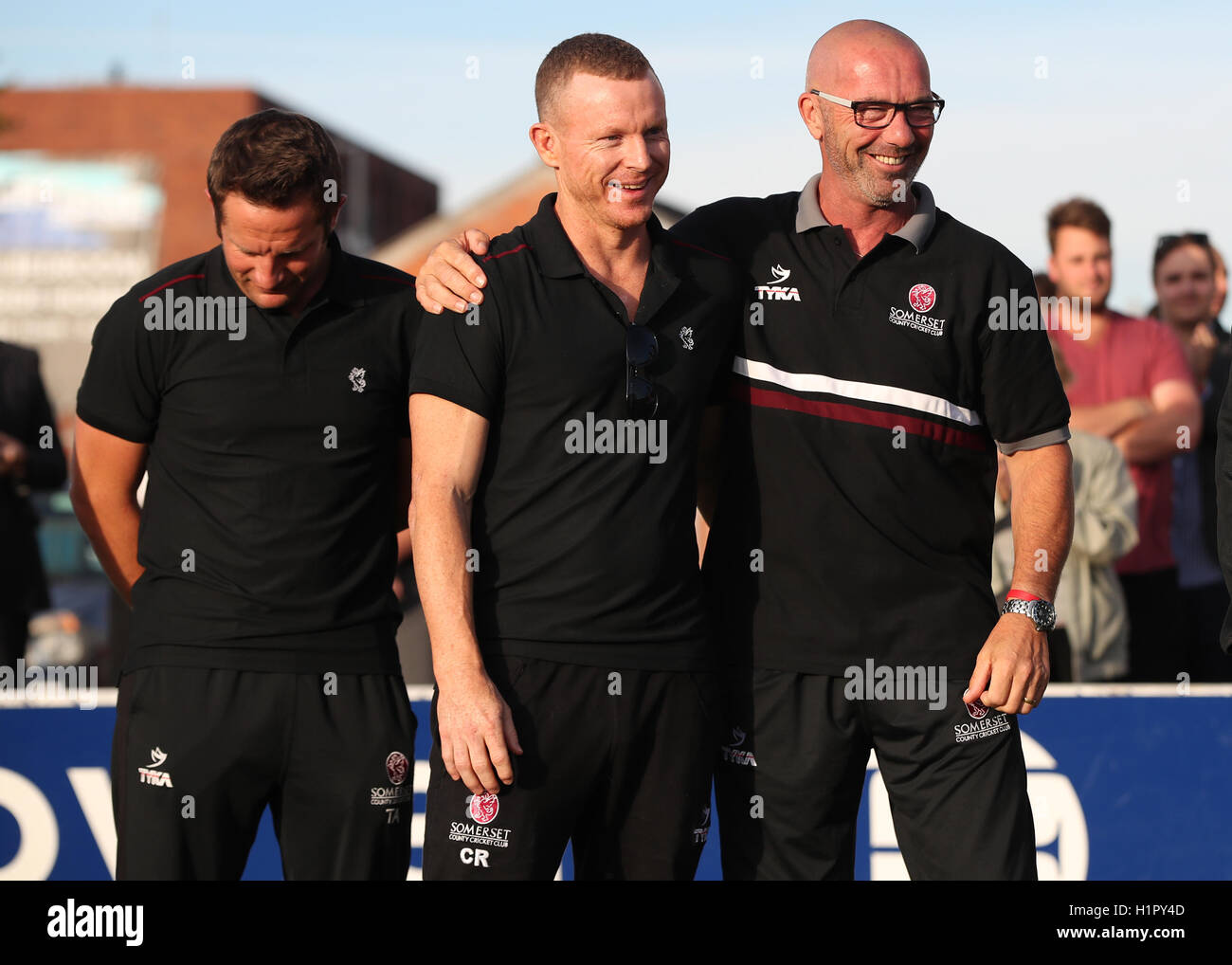Somerset coach Matthew Maynard (right) gives his captain Chris Rogers a ...