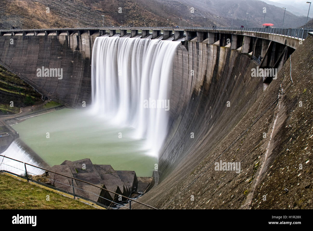 Hydroelectric plant hi-res stock photography and images - Alamy